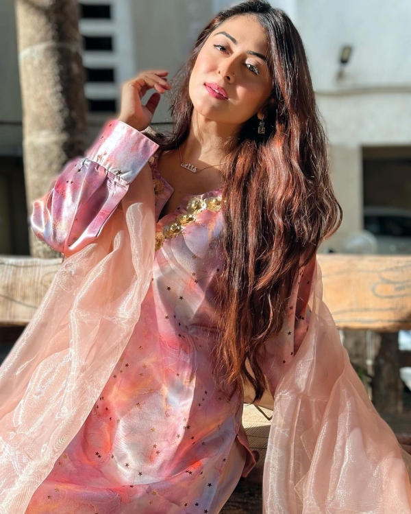 Bigg Boss OTT 2: Know All About the Falaq Naaz, Who Entered The Bigg ...