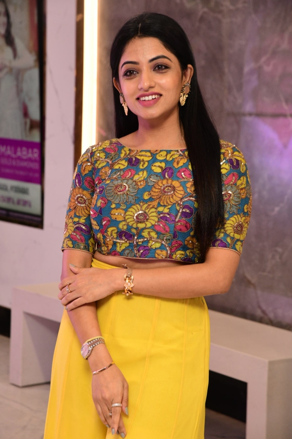 Navya Swamy Photos: Latest HD Images, Pictures, Stills & Pics - FilmiBeat