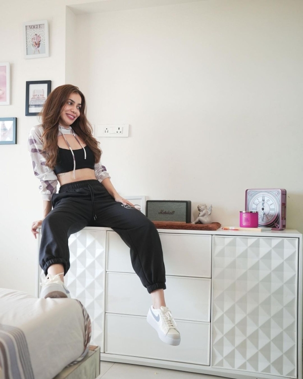 Palak Purswani's Fashion Evolution: How the Bigg Boss OTT 2 Star Became ...