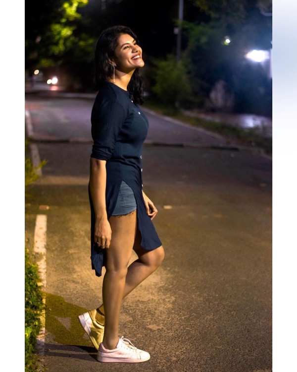 Nivisha Photos: Latest HD Images, Pictures, Stills & Pics - FilmiBeat