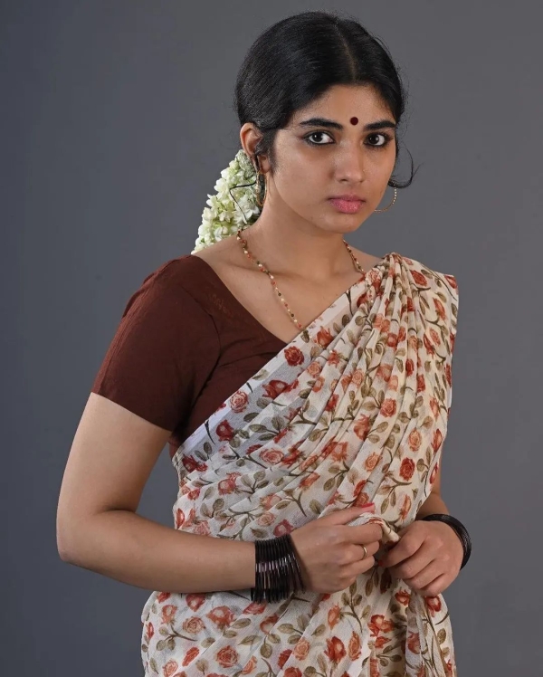 Pragya Nagra Photos [HD]: Latest Images, Pictures, Stills of Pragya ...