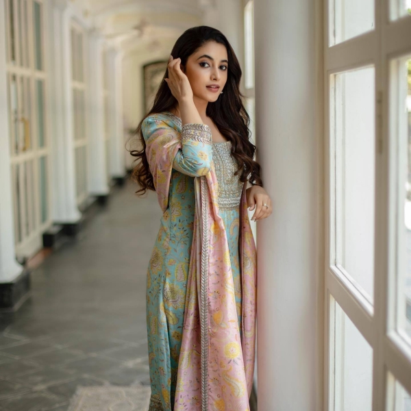 Priyanka Mohan Photos: Latest HD Images, Pictures, Stills & Pics ...