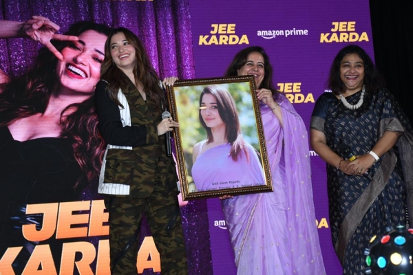Tamannaah Bhatia Lights Up Her Alma Mater, Dancing with Students in a ...