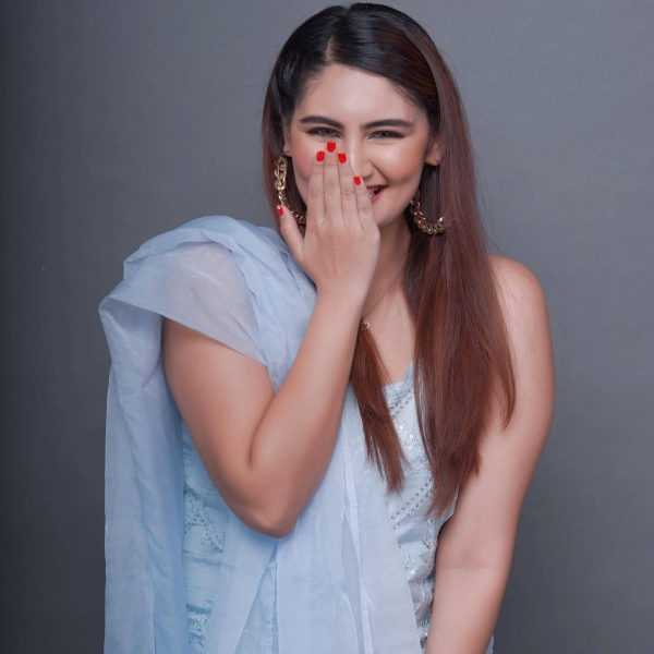 Vedika Bhandari Photos: Latest HD Images, Pictures, Stills & Pics ...