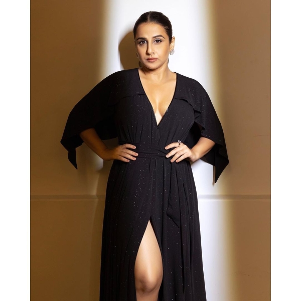 Vidya Balan Stuns in Shimmering Black Dress: A Glamorous Look Worth ...