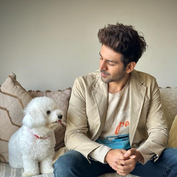 International Dog Day: Bollywood Celebrities and Their Furry Friends ...