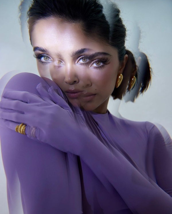 Sharvari Wagh Shines in a Lavender Figure-Hugging Gown Accentuating Her ...