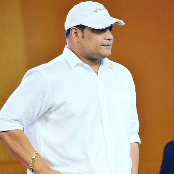 Dayanand Shetty Married Wallpapers