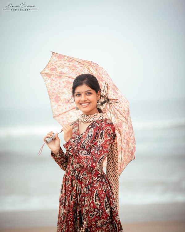 Monisha Blessy Photos: Latest HD Images, Pictures, Stills & Pics ...