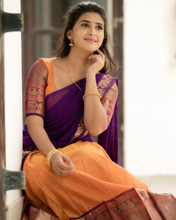 Vaishnavi Sundar Photos: Latest HD Images, Pictures, Stills & Pics ...