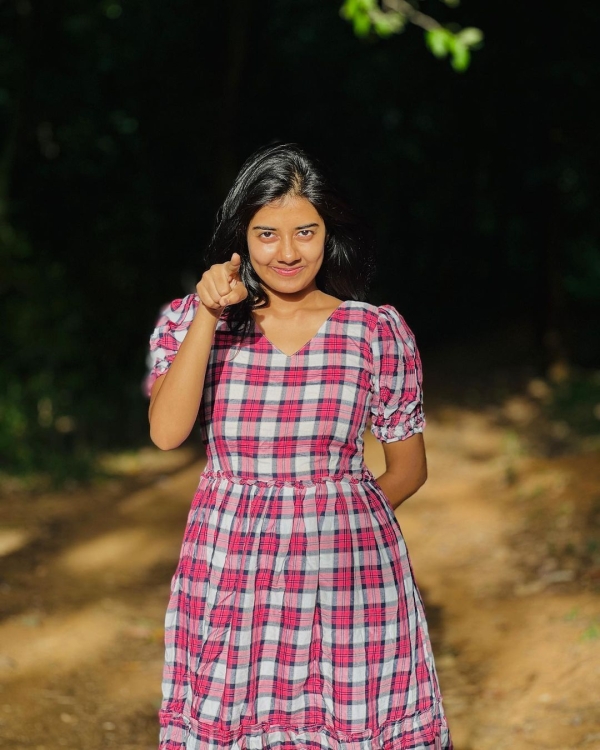 Akshaya Udayakumar Photos: Latest HD Images, Pictures, Stills & Pics ...