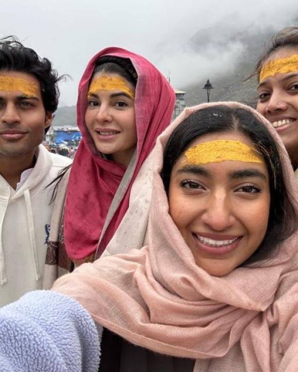 Jacqueline Fernandez Seeks Blessings at Kedarnath, Shares Photos with Fans