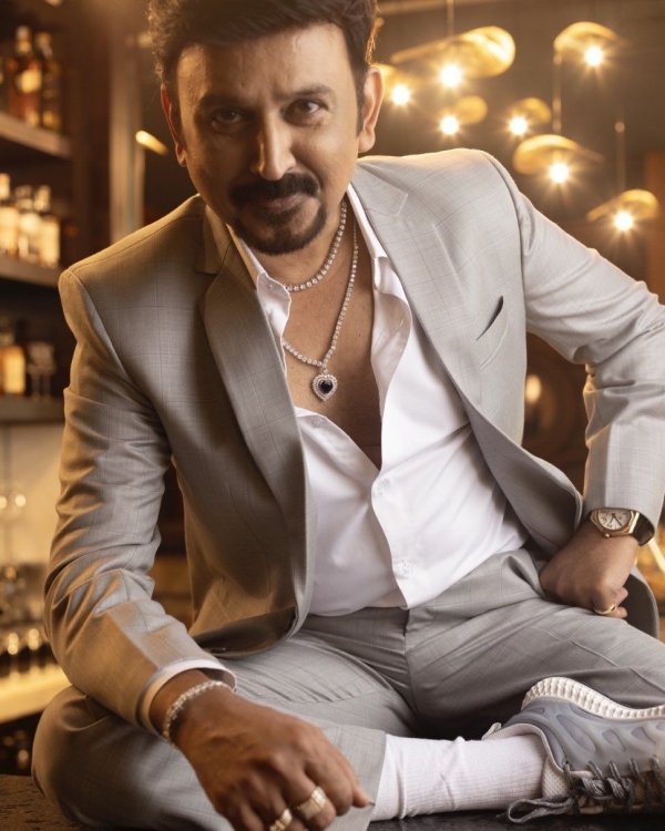 Ramesh Aravind: ಚಿರಯುವಕ ರಮೇಶ್ ಅರವಿಂದ್ ಅವರ ಈ ಹೊಸ ಲುಕ್ ನೋಡಿದ್ರಾ ...