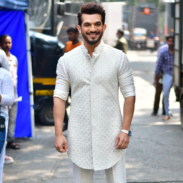 Shilpa Shetty, Baba Ramdev, and Arjun Bijlani Shine in Style on India's ...