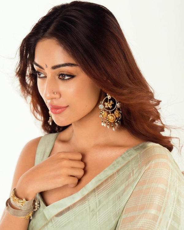 Anu Emmanuel: పాలరాతి శిల్పంలా అను ఇమాన్యుల్.. ఈ లేటెస్ట్ పిక్స్ డోంట్ ...