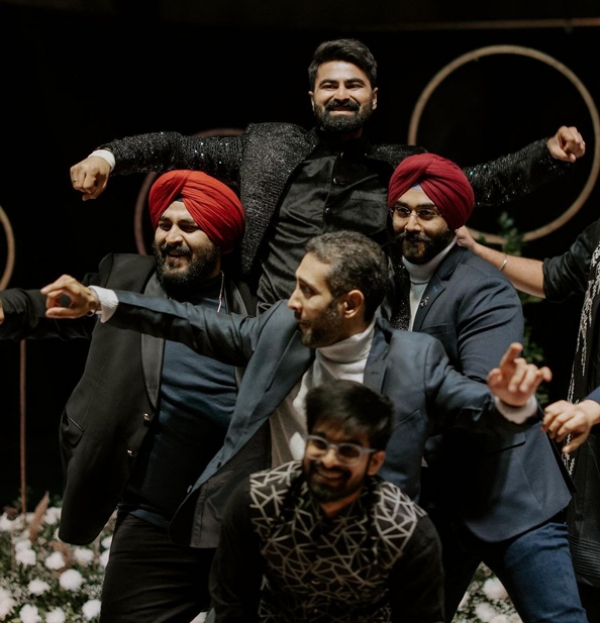 Dil Dosti Dance Fame Vrushika Mehta Drops Unseen Glittery Sangeet Night Photos