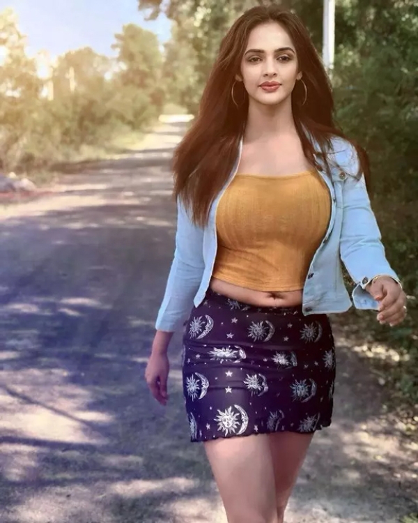 Jyothi Rai’s Hot Avatar Goes Viral, Fans Ask For More Bold Pics