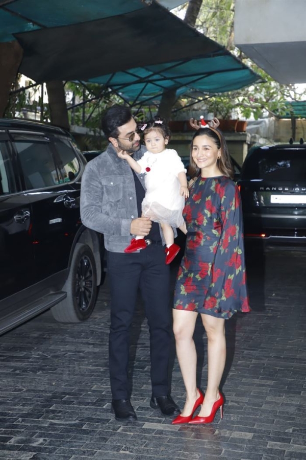 Ranbir Kapoor, Alia Bhatt Show Daughter Raha's Face For The FIRST Time ...