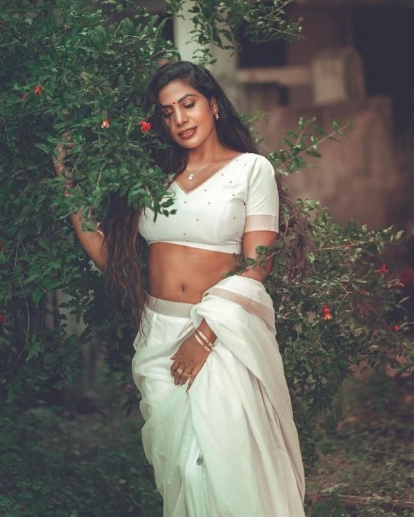 Suvitha Rajendran Photos: Latest HD Images, Pictures, Stills & Pics ...