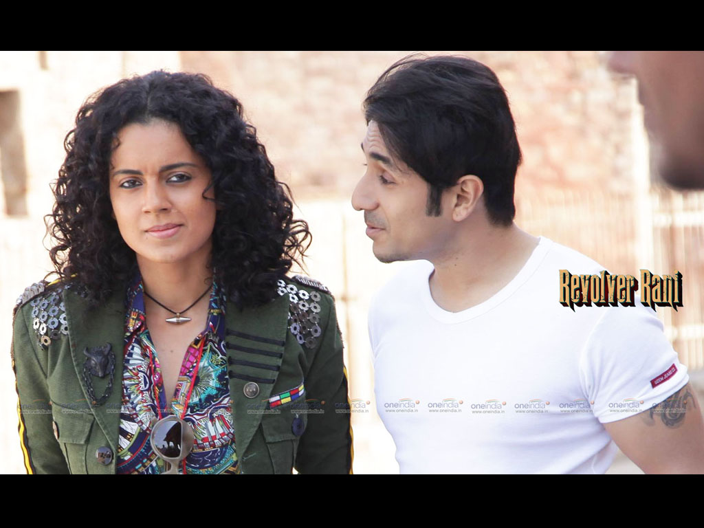 Revolver Rani Fan Photos | Revolver Rani Photos, Images, Pictures ...
