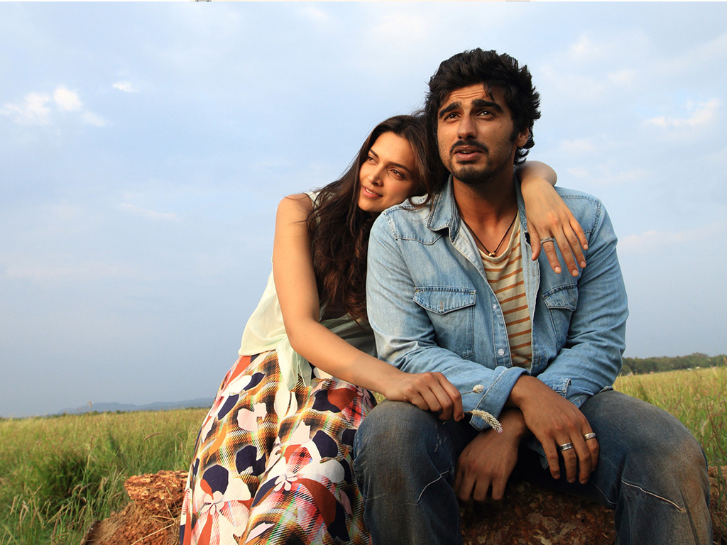 Finding Fanny Fan Photos | Finding Fanny Photos, Images, Pictures ...