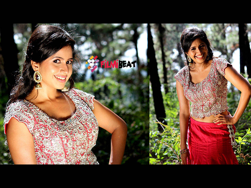 Anushree (Anchor Anushree) Biography, Life Story, Career, Awards ...