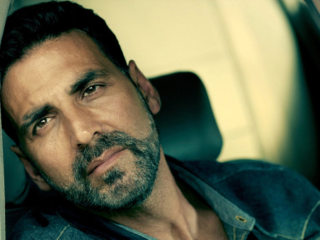 Airlift (Airlift Story) Story, Airlift Hindi Movie Story, Preview ...