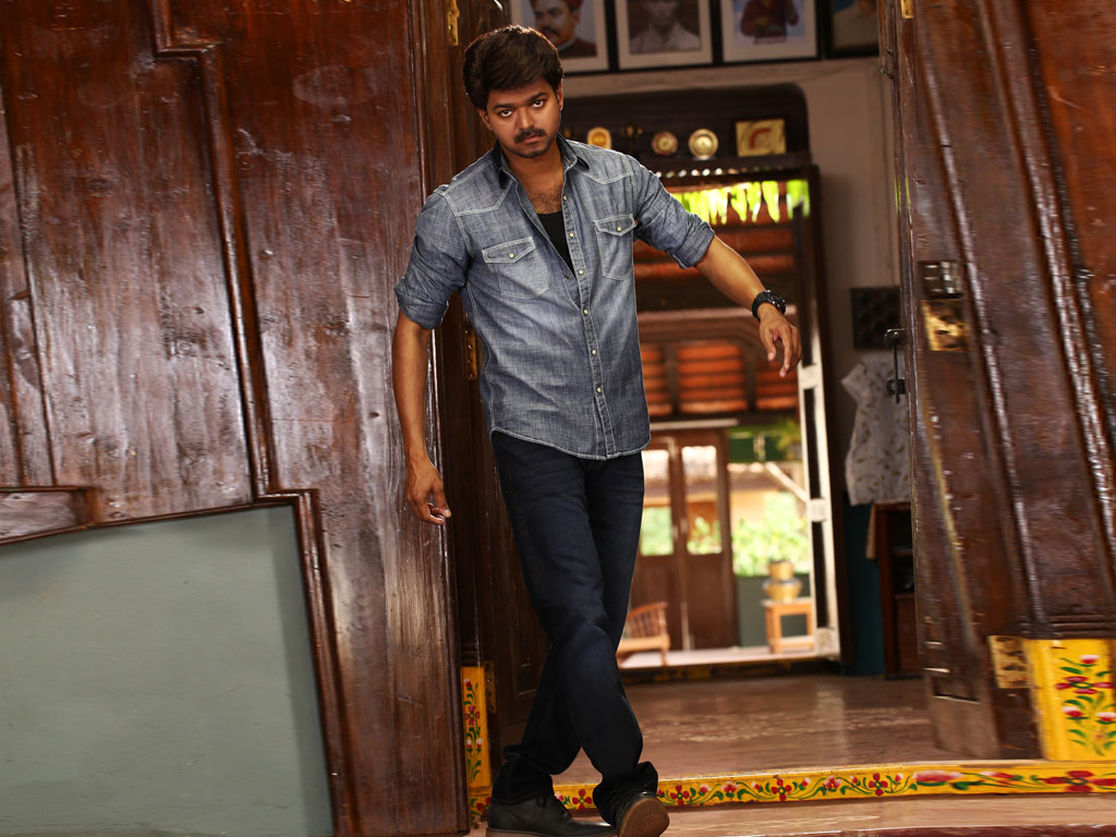 Bairavaa (Bairava) Fan Photos | Bairavaa Photos, Images, Pictures ...