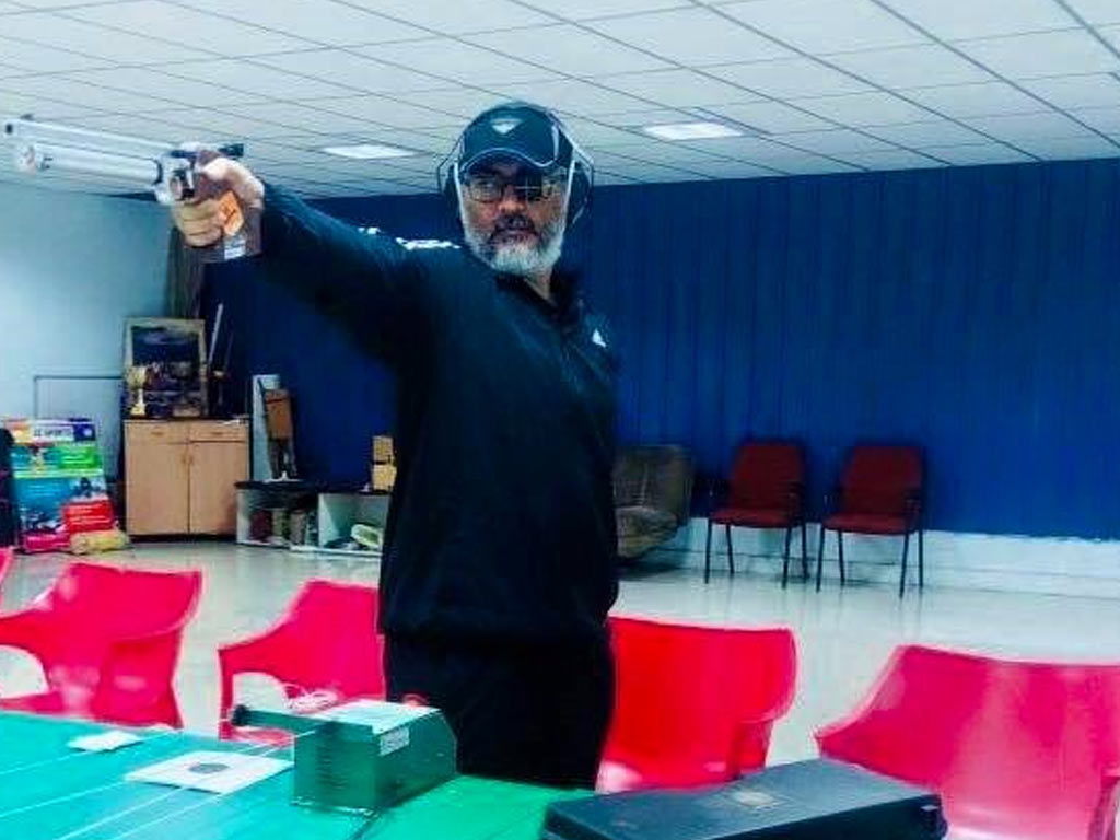 அஜித் குமார் பயோடேட்டா | Ajith Kumar Biography in Tamil - Filmibeat Tamil