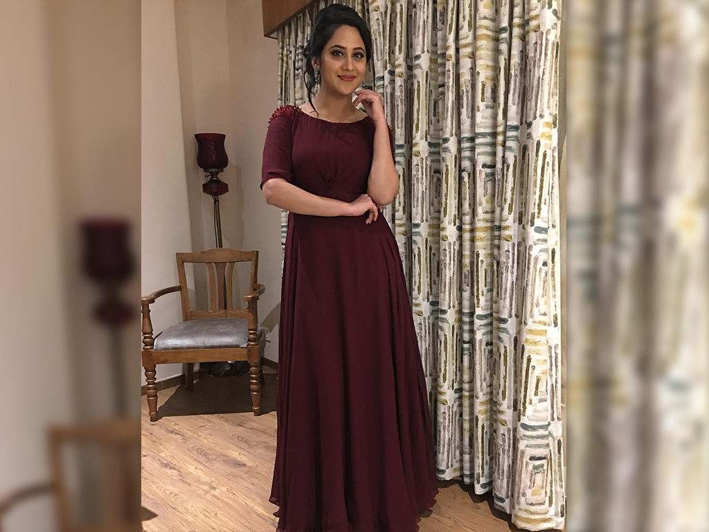 മിയ ജോര്‍ജ്ജ്‌ ഫാൻ ഫോട്ടോസ് | Miya George Fan Photos | Miya George Pics ...