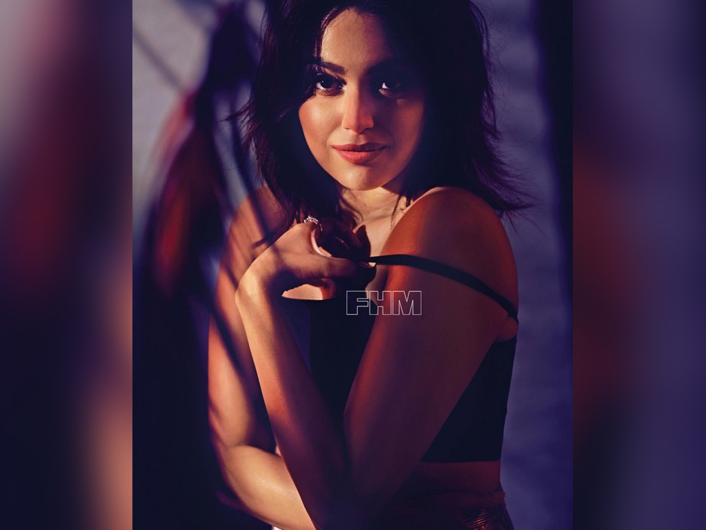 Swara Bhaskar Biography, Life Story, Career, Awards & Achievements ...