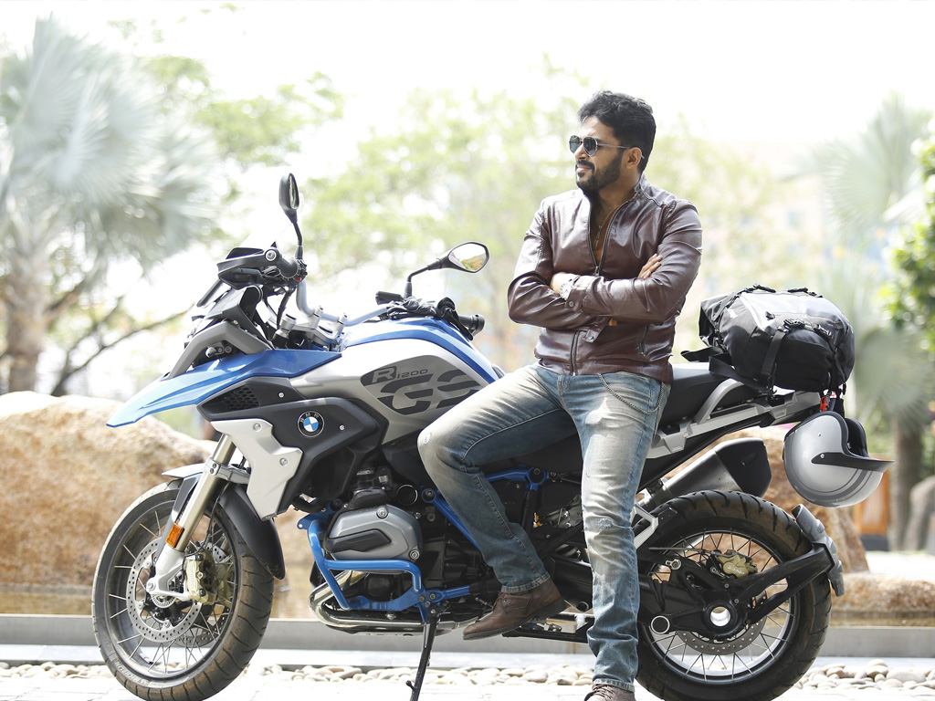 Dev Fan Photos | Dev Photos, Images, Pictures - FilmiBeat