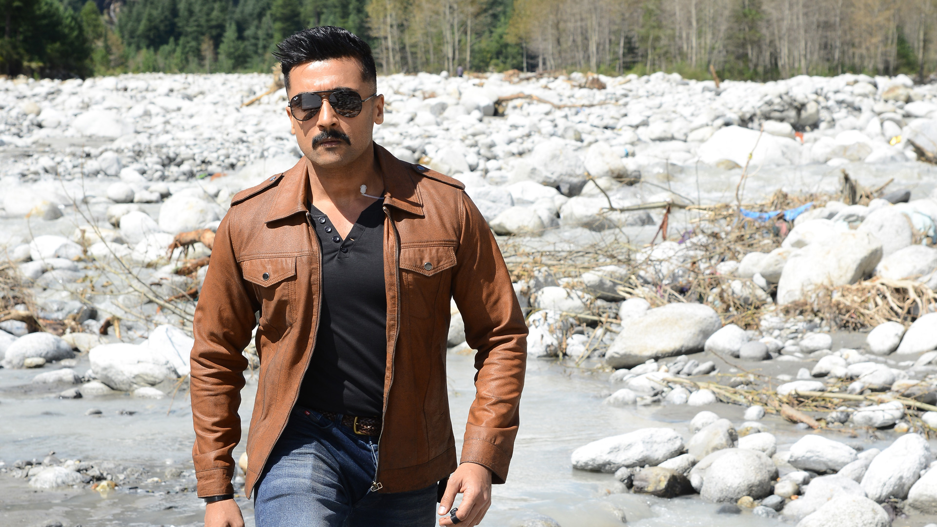 Bandobast Fan Photos | Bandobast Photos, Images, Pictures - FilmiBeat