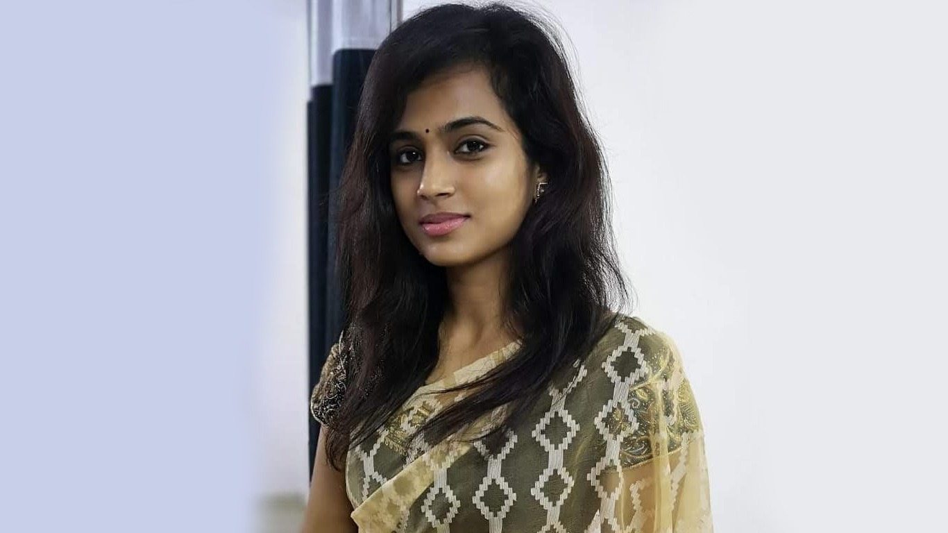 ரம்யா பாண்டியன் (Ramya Pandiyan): திரைப்படங்கள், வயது, பயோடேட்டா ...