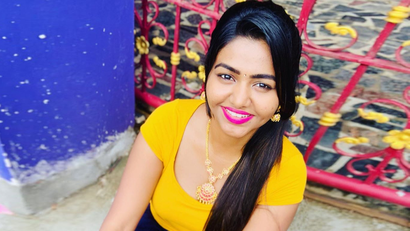 Shammu Biography, Life Story, Career, Awards & Achievements - Filmibeat
