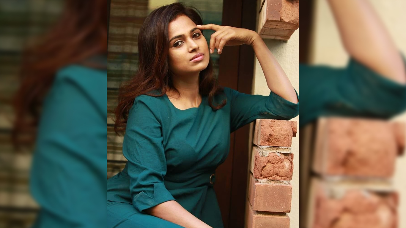 ரம்யா பாண்டியன் பயோடேட்டா | Ramya Pandiyan Biography in Tamil ...