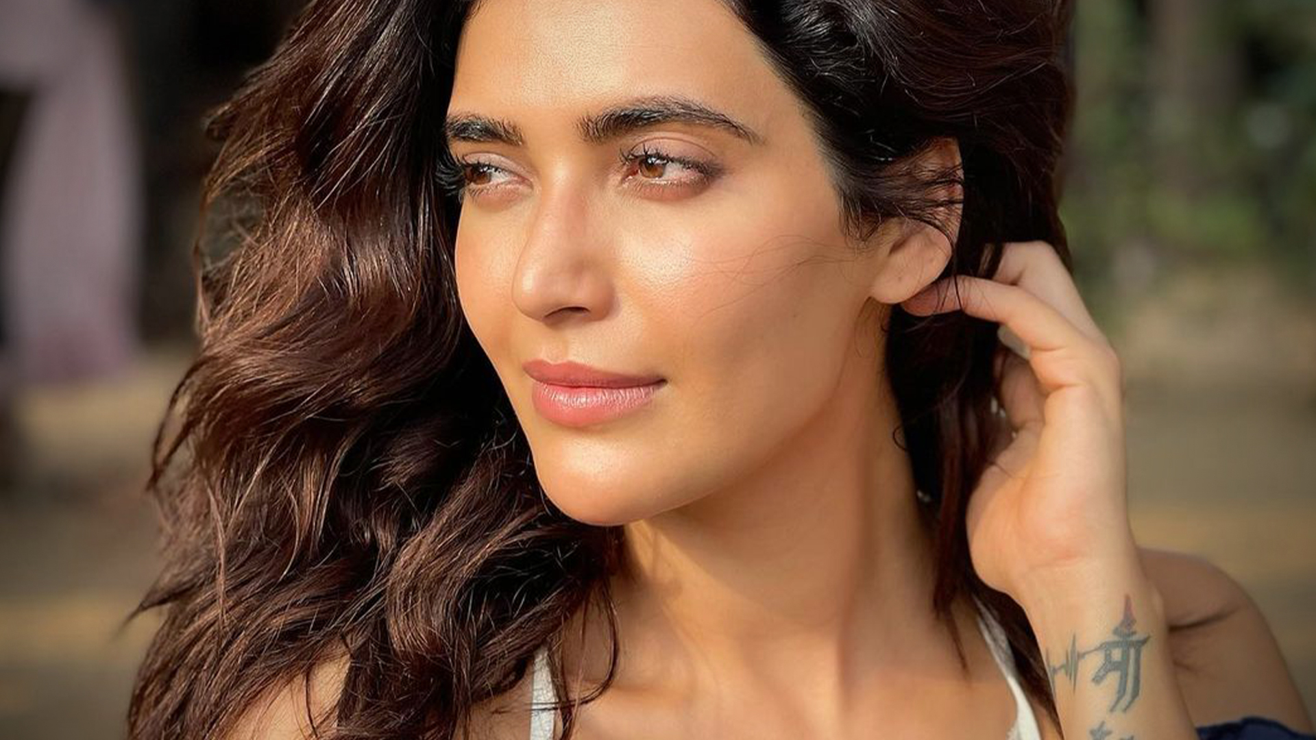 Karishma Tanna Biography, Life Story, Career, Awards & Achievements ...