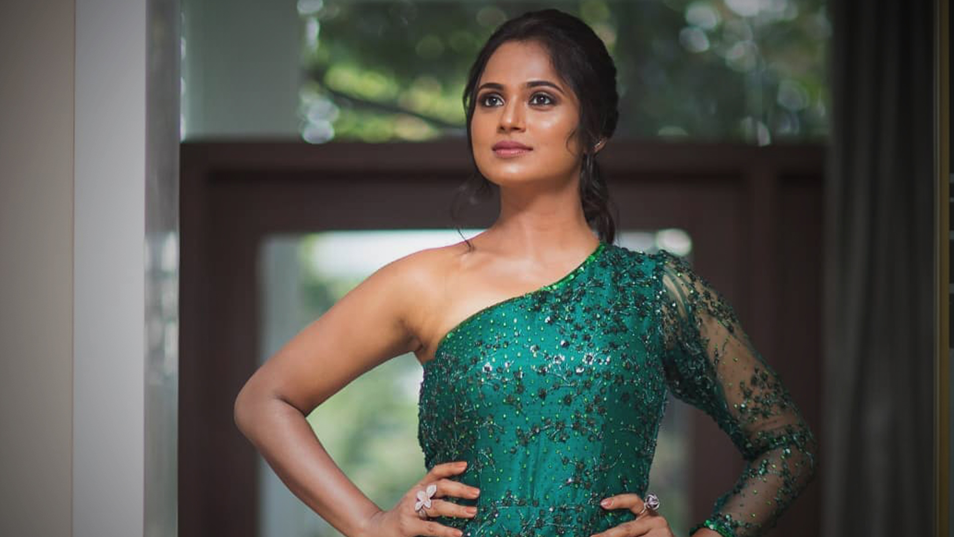 ரம்யா பாண்டியன் புதிய படங்கள் | Ramya Pandiyan Upcoming Movies List in ...