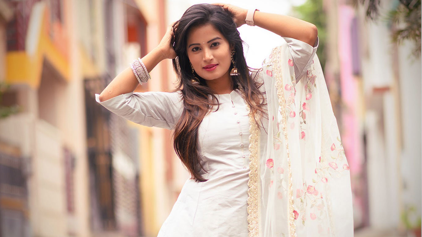 Anusha Rai HD Wallpapers | Latest Anusha Rai Wallpapers HD Free ...