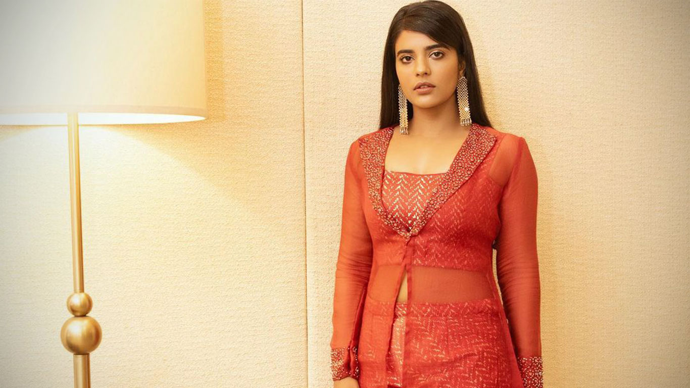 Aishwarya Rajesh Biography, Life Story, Career, Awards & Achievements ...