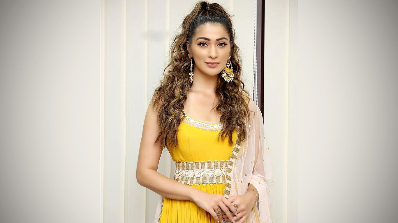 Raai Laxmi (Lakshmi Rai) Upcoming Movies (2022, 2023) | Raai Laxmi ...