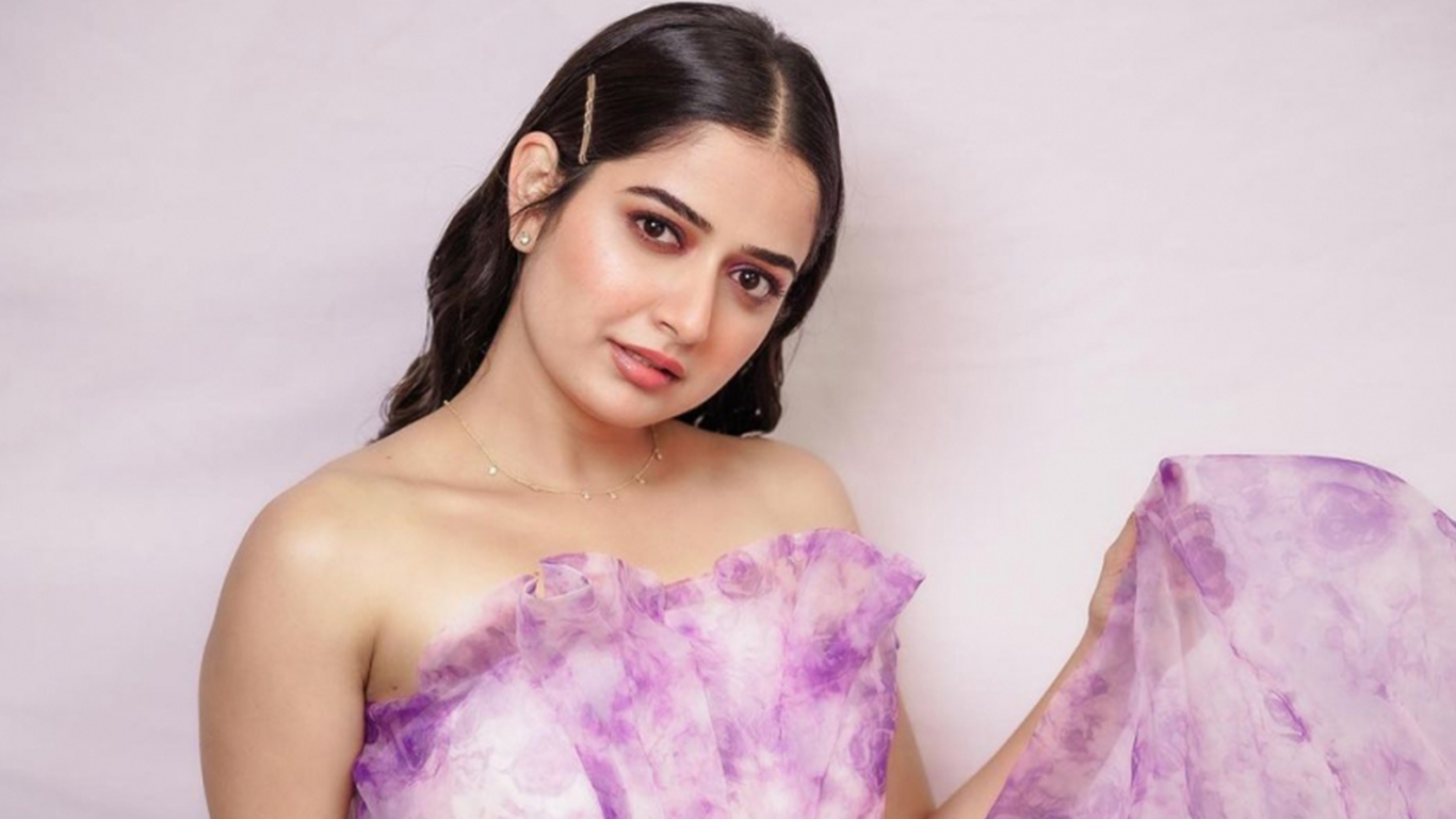 ஆஷிகா ரங்கநாத் Wallpapers | ஆஷிகா ரங்கநாத் HD Wallpaper | Ashika ...