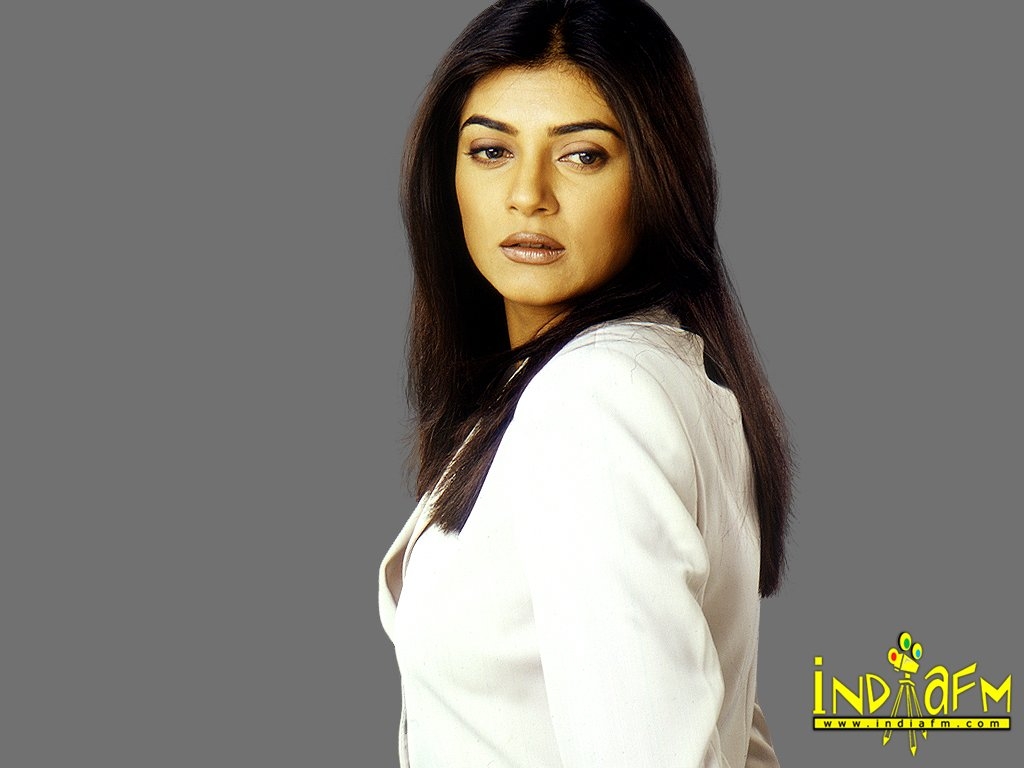 Sushmita Sen Hq Wallpaper Sushmita Sen Photos: 50 Best Looking, Hot
