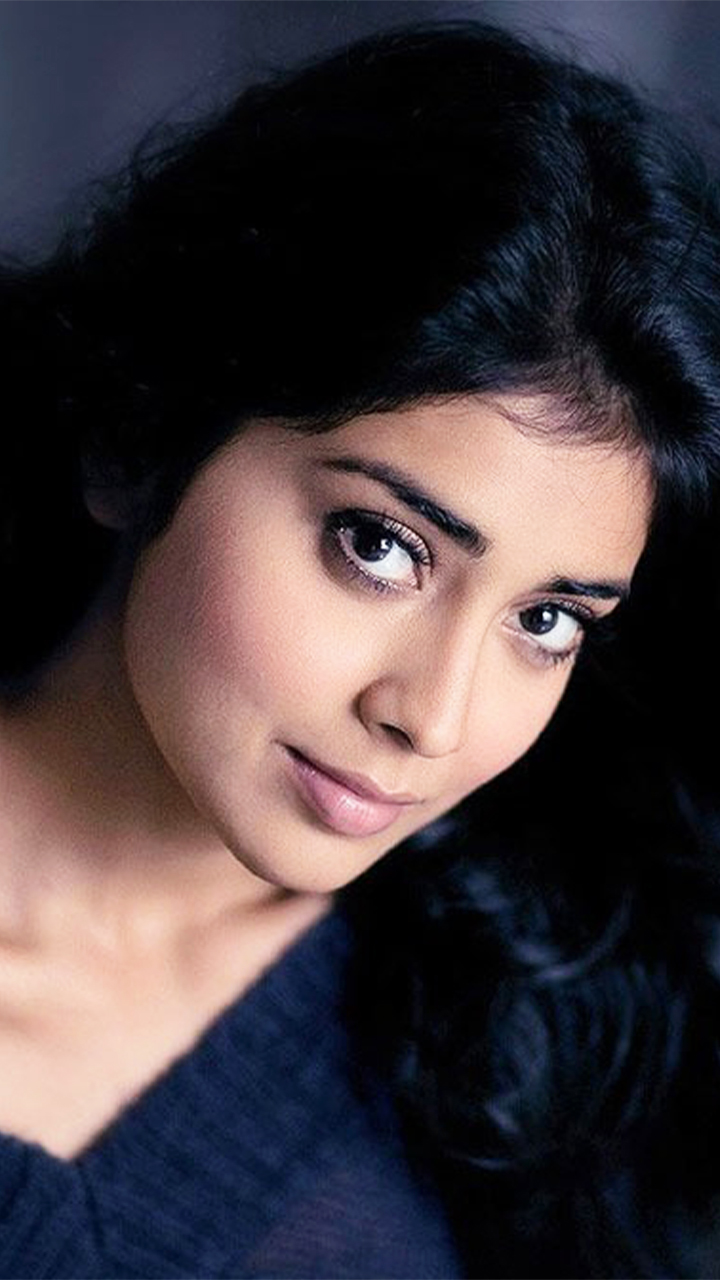 Shriya Hot Wallpapers