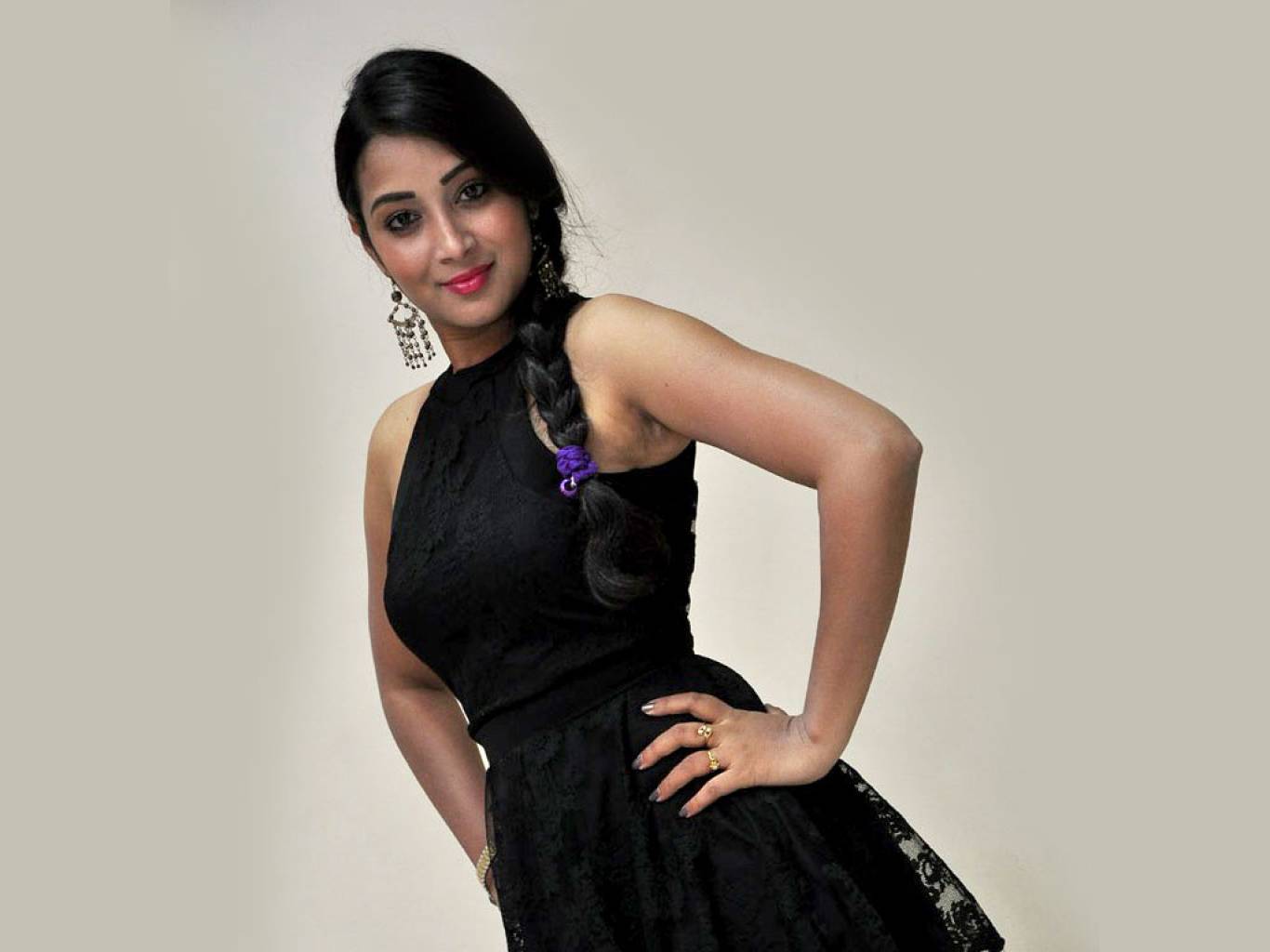 Bhanu Sri HD Wallpapers | Latest Bhanu Sri Wallpapers HD Free Download ...