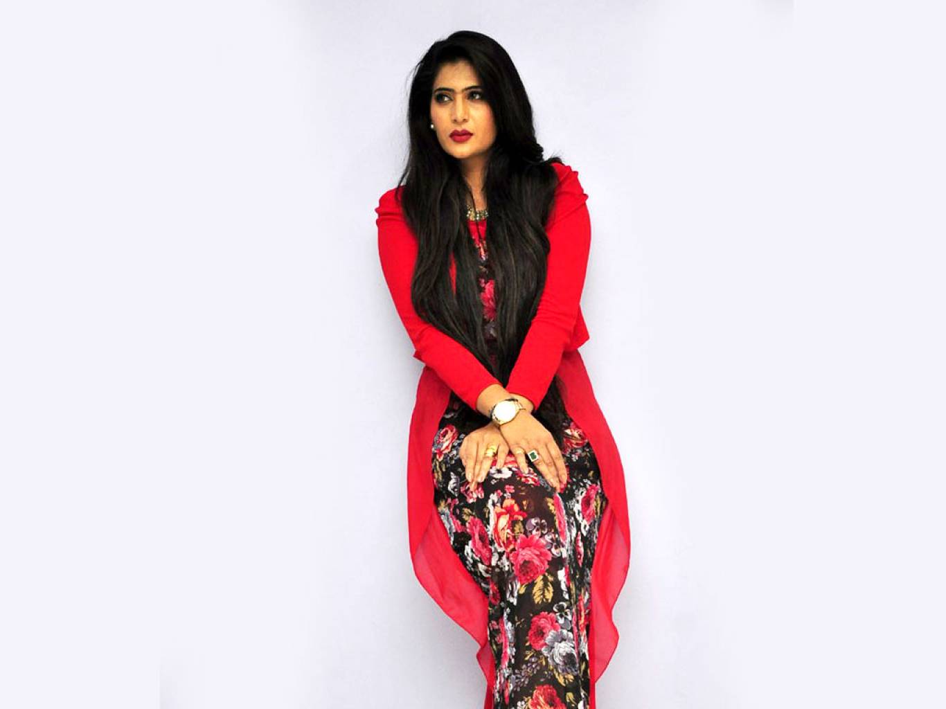 Neha Saxena HD Wallpapers | Latest Neha Saxena Wallpapers HD Free ...