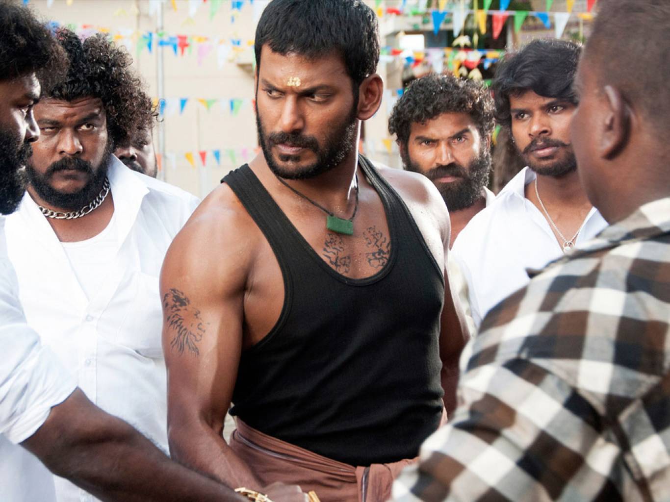 Rayudu Movie HD Wallpapers | Rayudu HD Movie Wallpapers Free Download ...