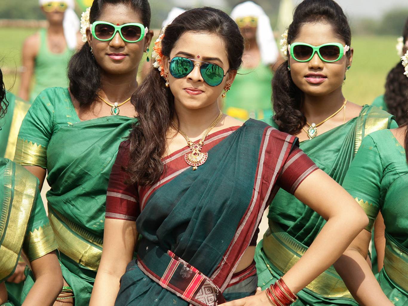 Rayudu Movie HD Wallpapers | Rayudu HD Movie Wallpapers Free Download ...