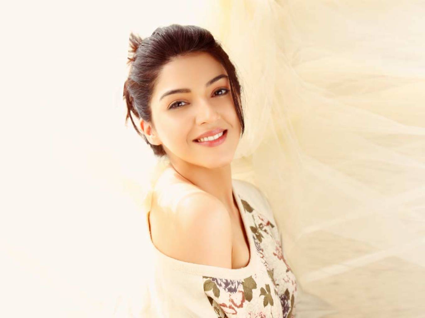 Mehreen HD Wallpapers | Latest Mehreen Wallpapers HD Free Download ...