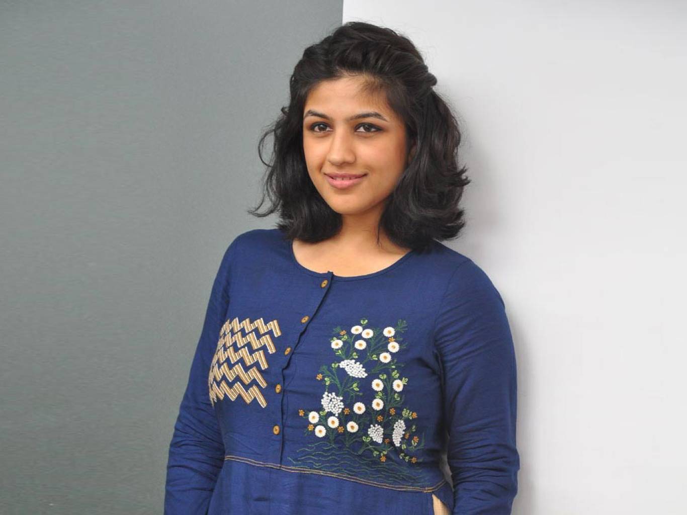 Supriya HD Wallpapers | Latest Supriya Wallpapers HD Free Download ...